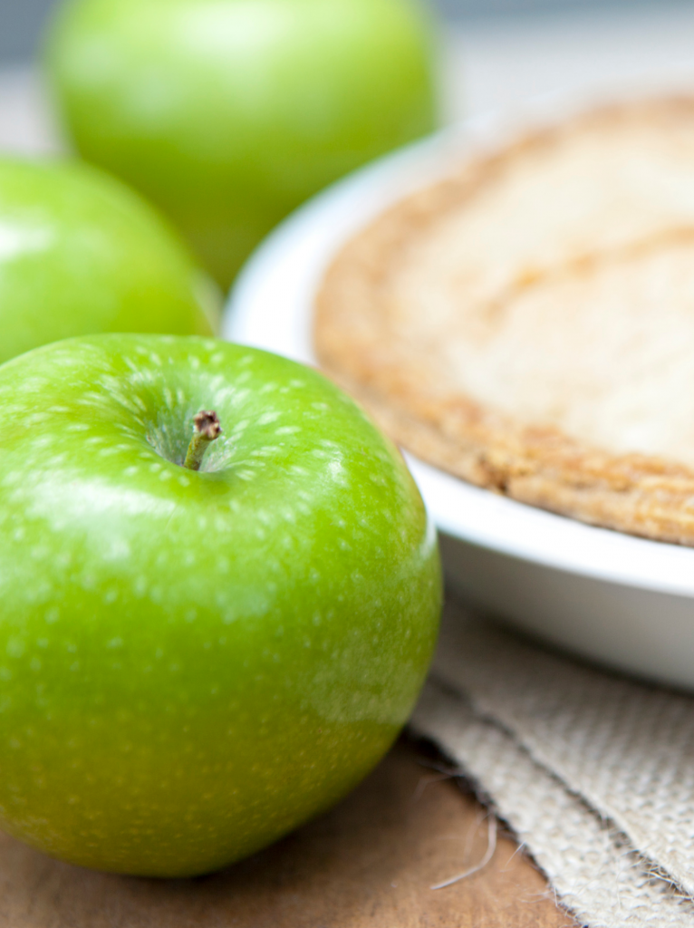British Bramley Apple Pie Recipe - AC Goatham Updates